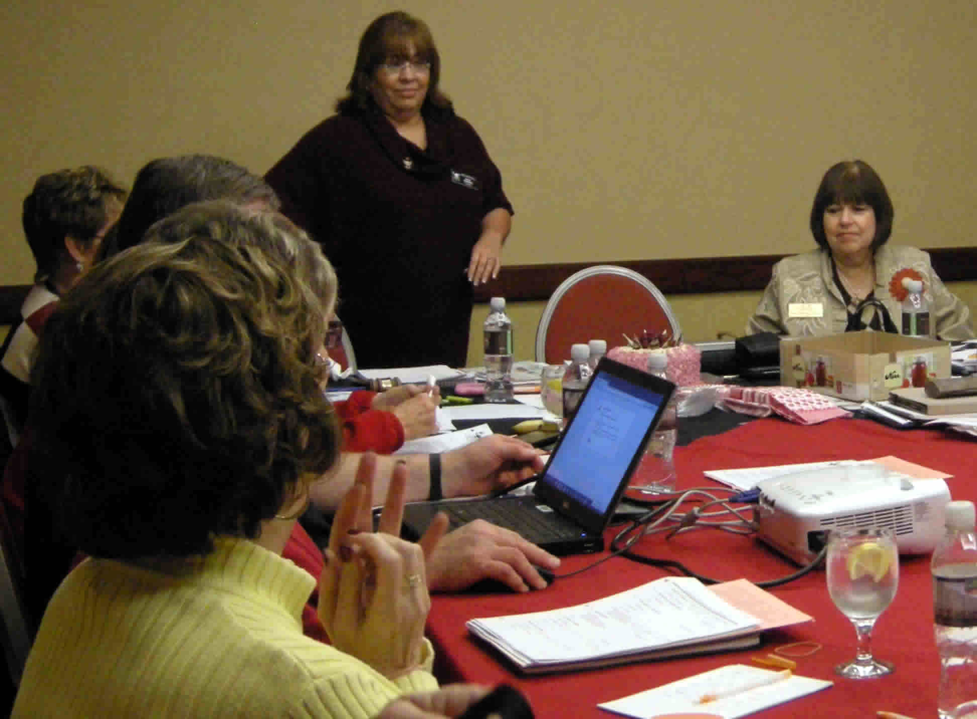 AEOE-LAUSD (Association of Educational Office Employees - Los Angeles